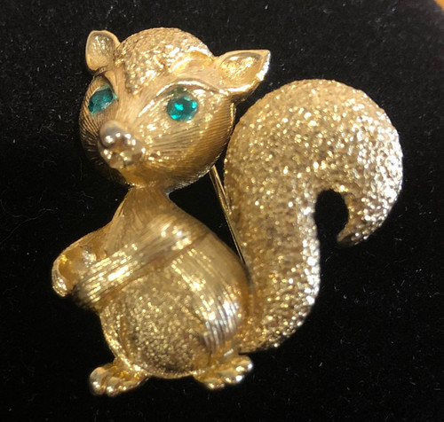 Squirrel Pin | Non-Vintage Antiques