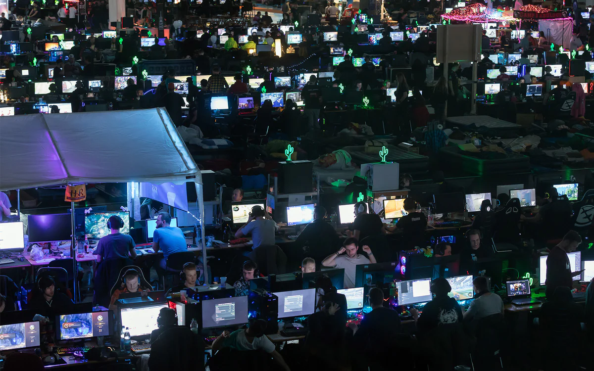 The Epic History of LAN Parties: From Basements to Virtual Gaming ...