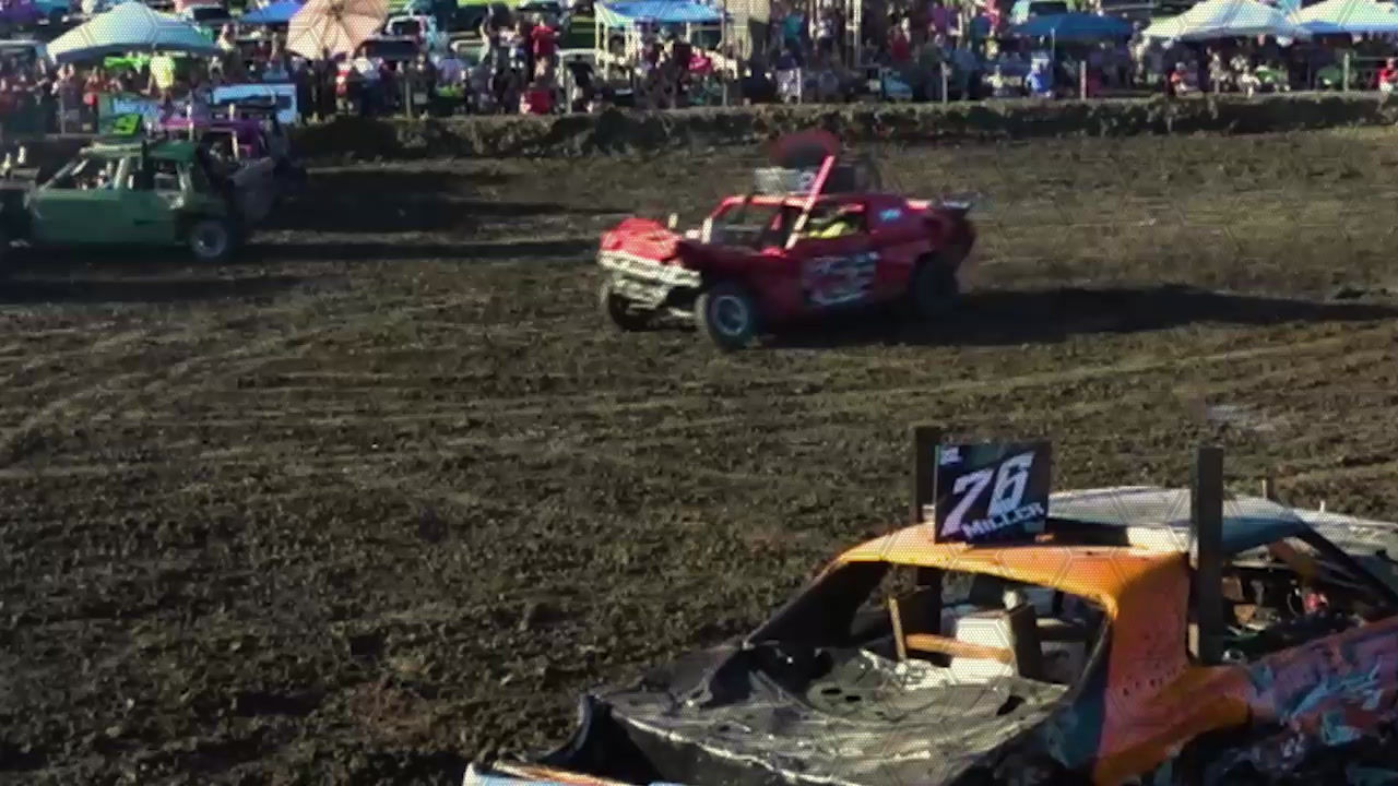 TRACKSHOTLIVE | demolition derby