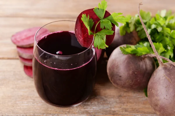 What are the benefits of juicing beets?