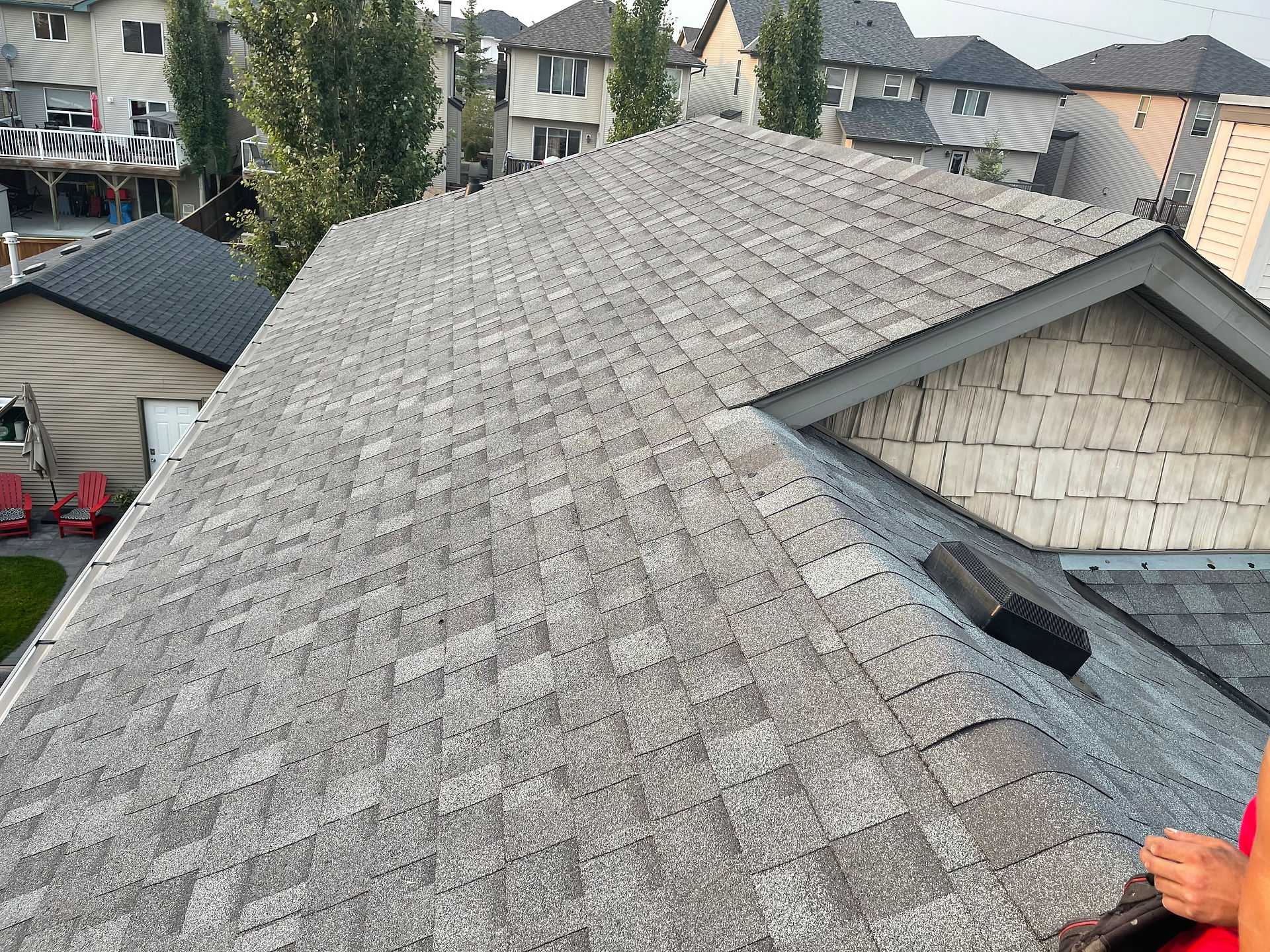 Calgary professional roofing/best roofing installation/laser cut roofing