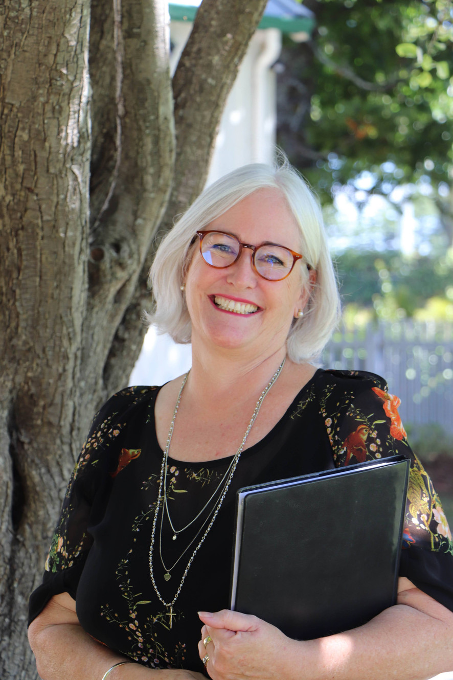 Home | Clare Wilson Celebrant