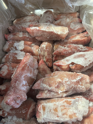 Bennett Farms Pasture Raised Pork Hooves | Rawsome Pets