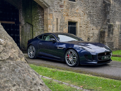 2015 Jaguar F Type R 5.0 V8 AWD - Sapphire Met Blue | AML Performance Cars