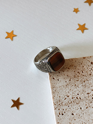 Vintage Brown Agate Signet Ring | M•Bijou