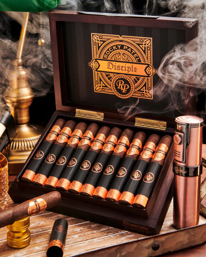 STOGIES FINE CIGARS | Premium Cigar Lounge in Miami