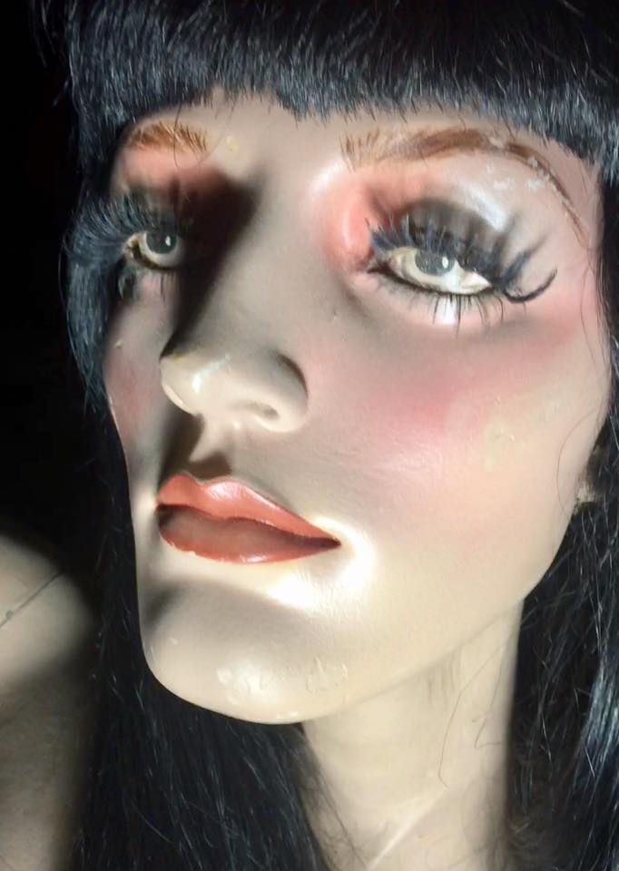 Super Mannequin - Decter Stock & Archives