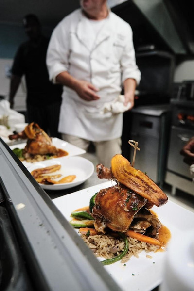 Look at us | Le Shack