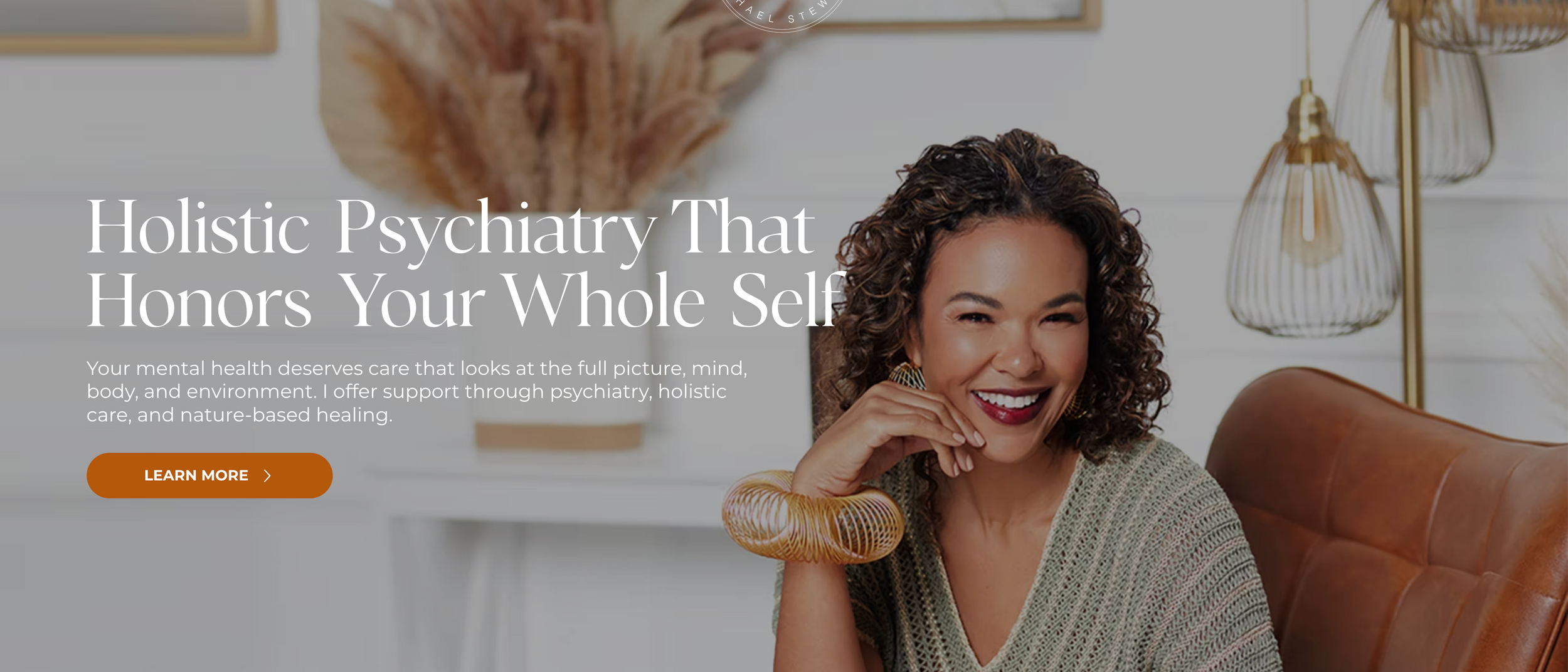 ABOUT | Dr. Stephanie