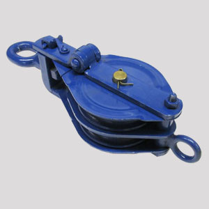 Double Sheave Snatch Blocks c/w Swivel Oval Eye & Becket | AP Lifting Gear