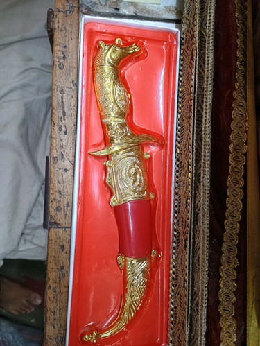 Royal Katar for Groom Golden & Red Color Rajputana Style Made of Fibre ...