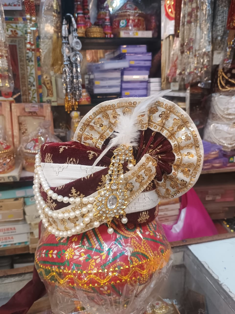 wedding-safa-traditional-elegance-for-the-modern-groom-step-into-roya-6