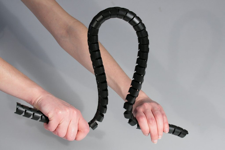 Cable harness protection for high-voltage connections in electric vehicles