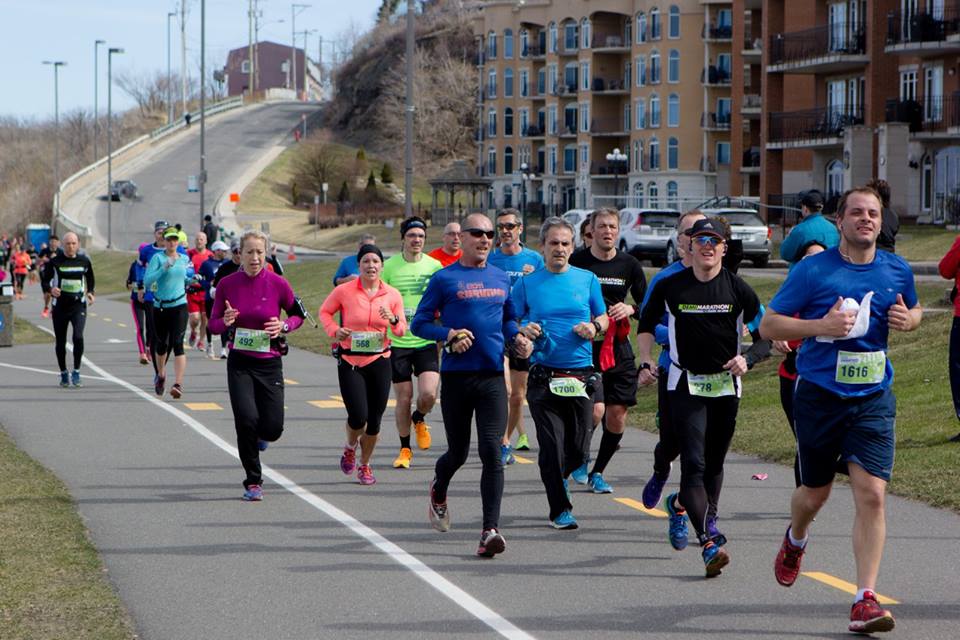 Maratón de Quebec, Canada (10K & 21K)