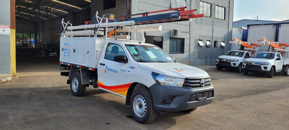 Escada Central Metropolitana | Next Implementos