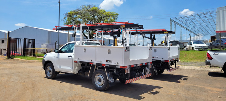 Escada Central Metropolitana | Next Implementos