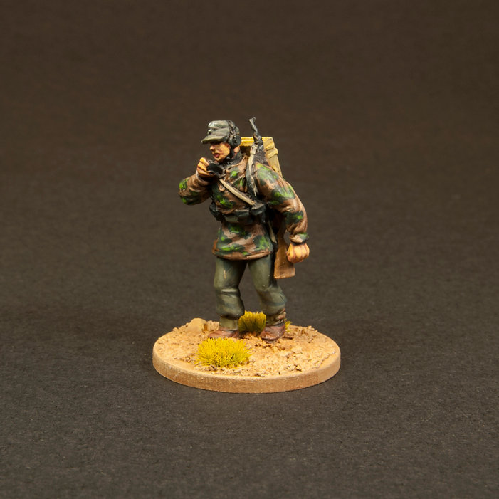 NEW RELEASE: Waffen SS "Command", "PAK40" & "Sniper/spotter" figures