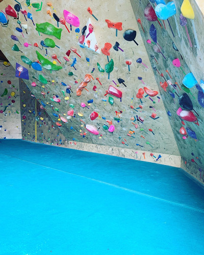 Student 10-Punch Pass | blockhousebouldering