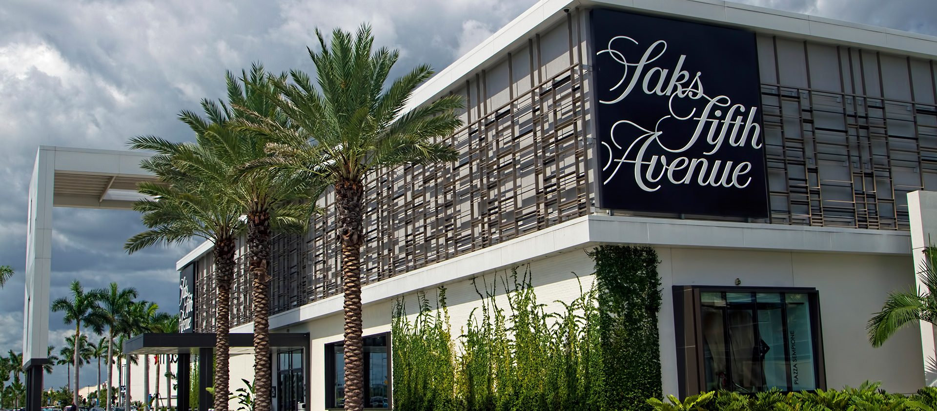 MALL AT UNIVERSITY TOWN CENTER | WM v2