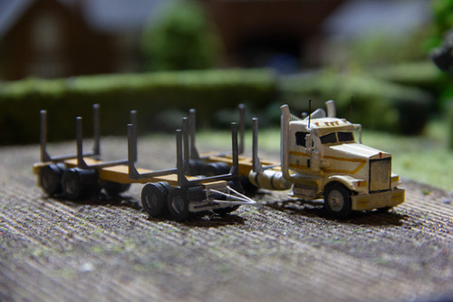 N scale Logging Truck | Railscale 33d