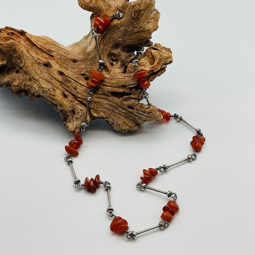 Buy Molten Bar with tumbled Amber Beads Necklace | Lali Jewellery