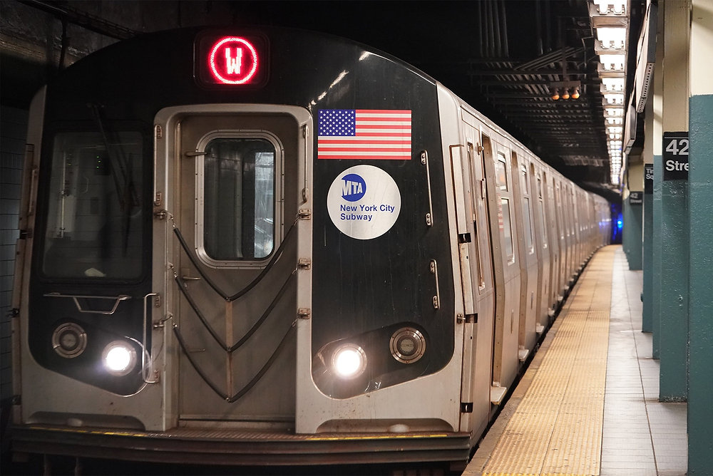 A Guide to Staying Safe on the Subway
