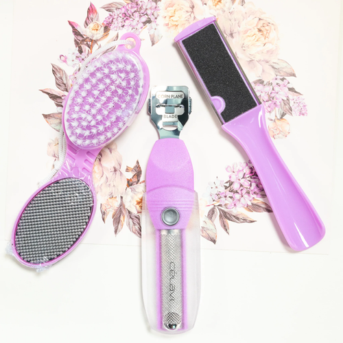 CELAVI- PEDI AESTHETIC DEFINING KIT | UGC