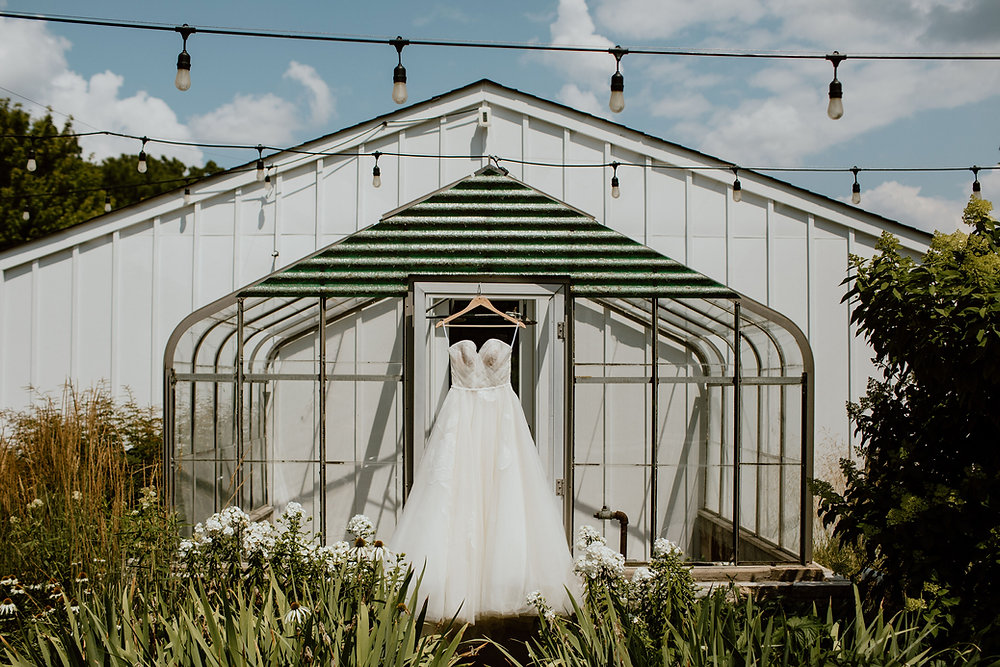 Simple Sustainability Tips When it comes to your Bridal Gown!