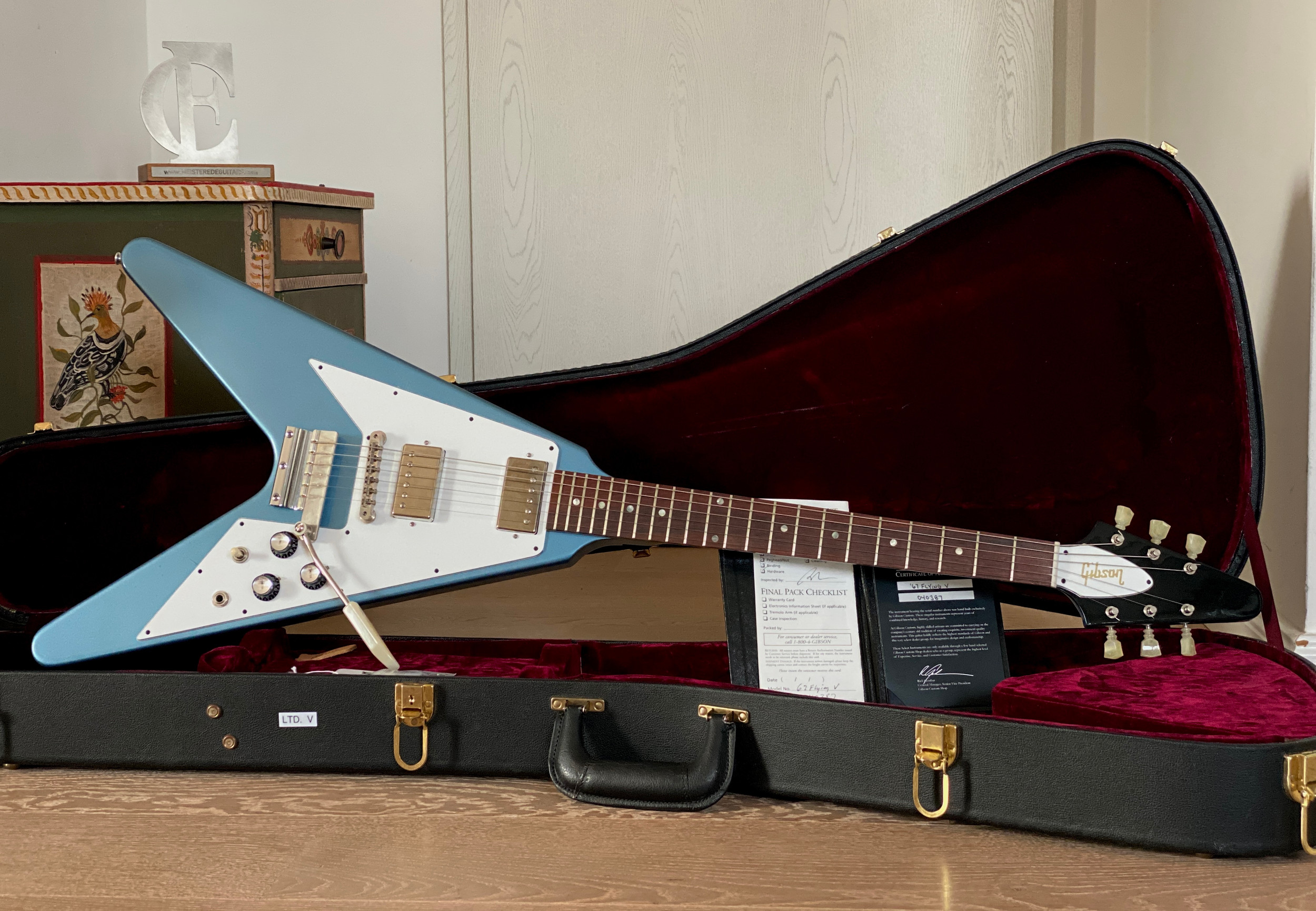 2014 Gibson Customshop `67 Flying V LTD. | MEISTER EDE GUITARS