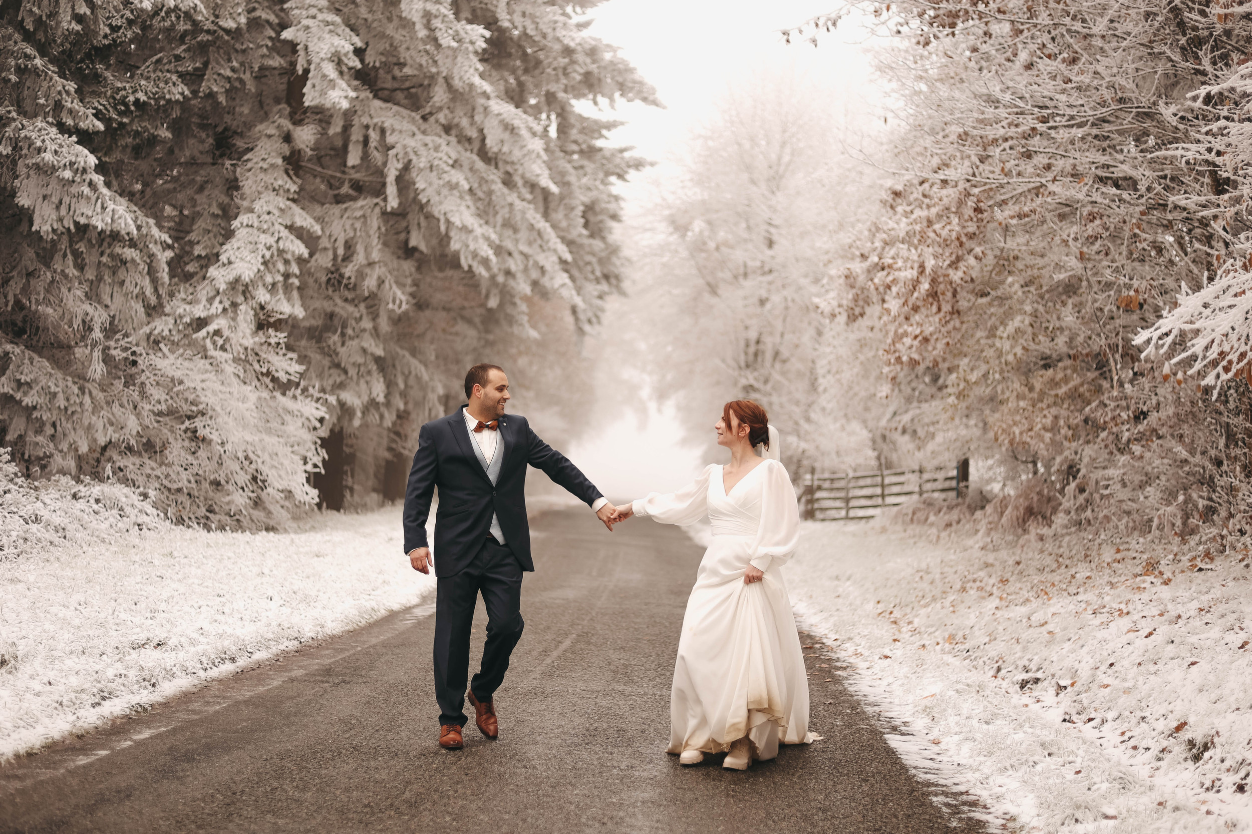 QUI SUIS-JE | Laura giraud photo