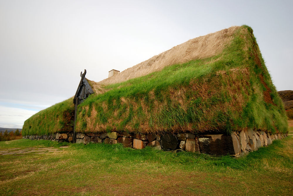 Viking Longhouses - Learning Guide for Kids