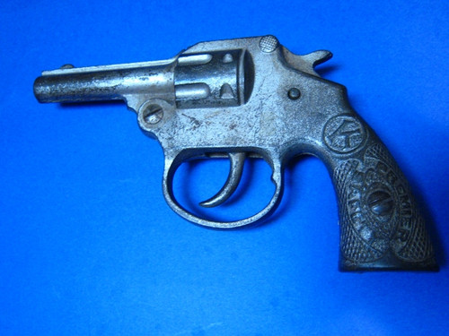 IRON TOY GUN PISTOL 1914 - Cowboy Kids REVLOVER | antiquecollectibles