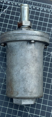 C30152 648 Hydraulic Filter Housing *USED* | Case Ingersoll Tractors ...
