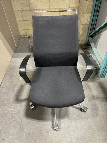 Franch Dorso Chair (2) | Ufficio Furniture