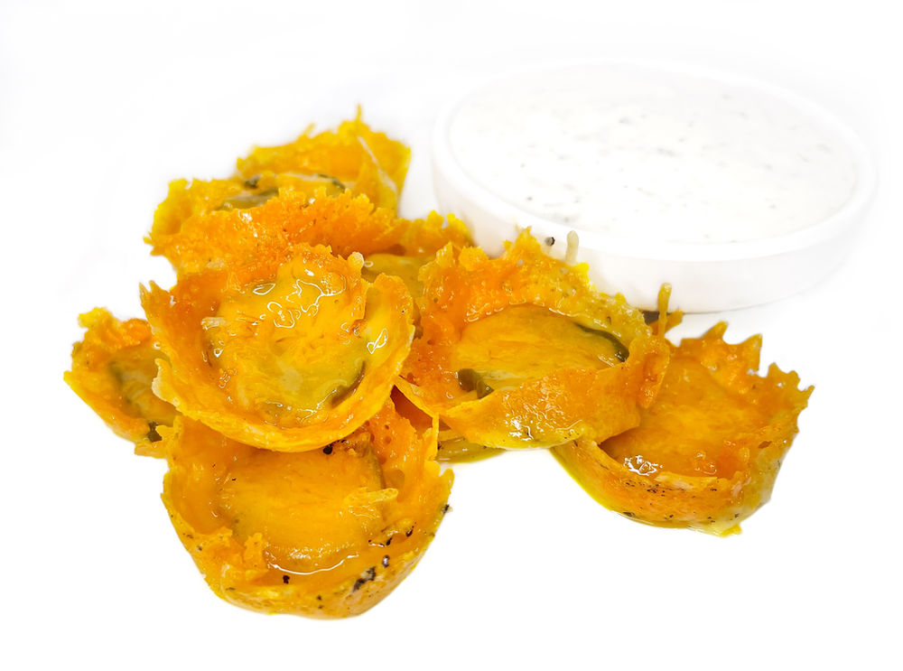 Crispy Cheese Pickle Chips