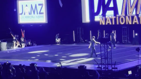 EVHS Cheer Hits Zero at Nationals!