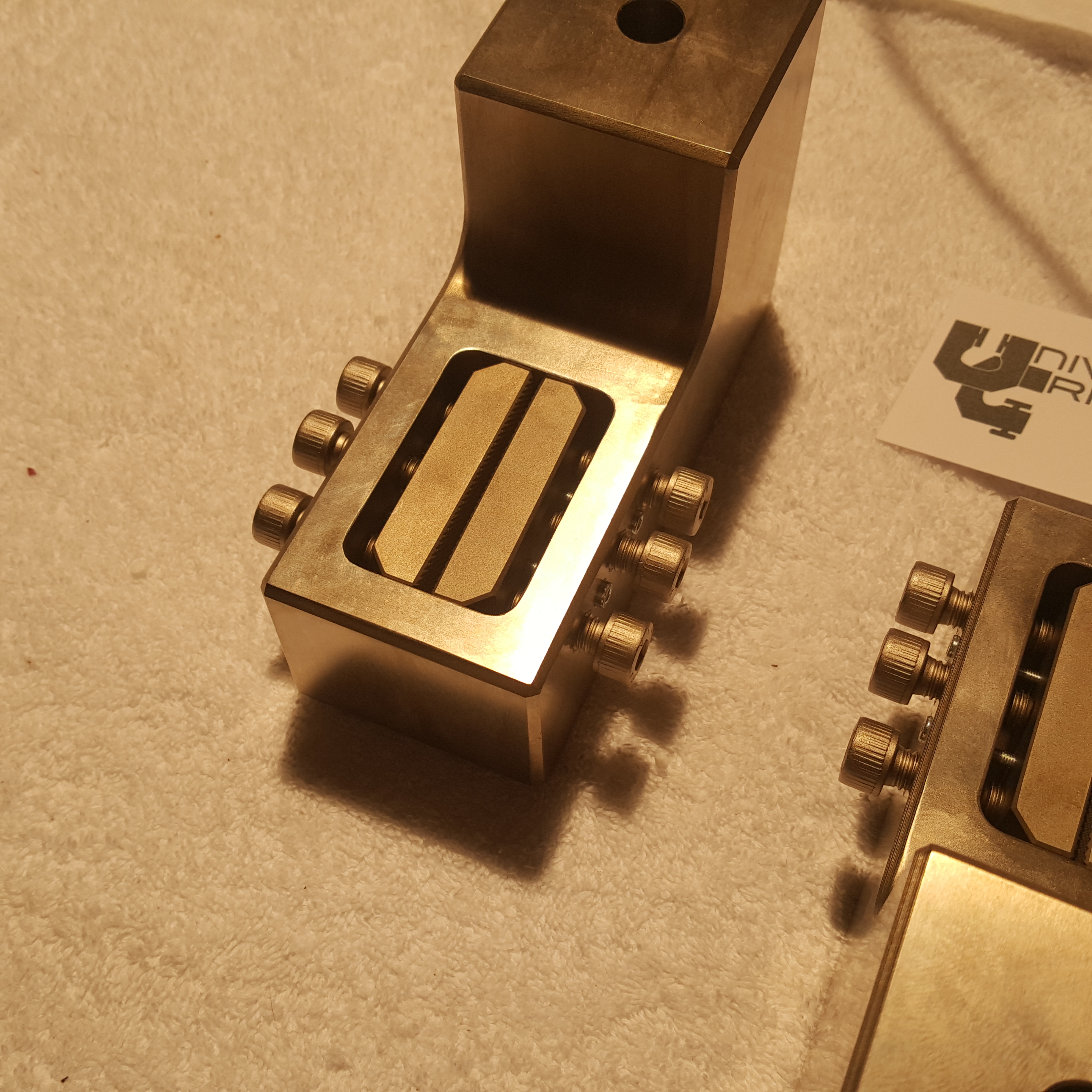 ASTM D7078 - V-notched Rail Shear Fixture