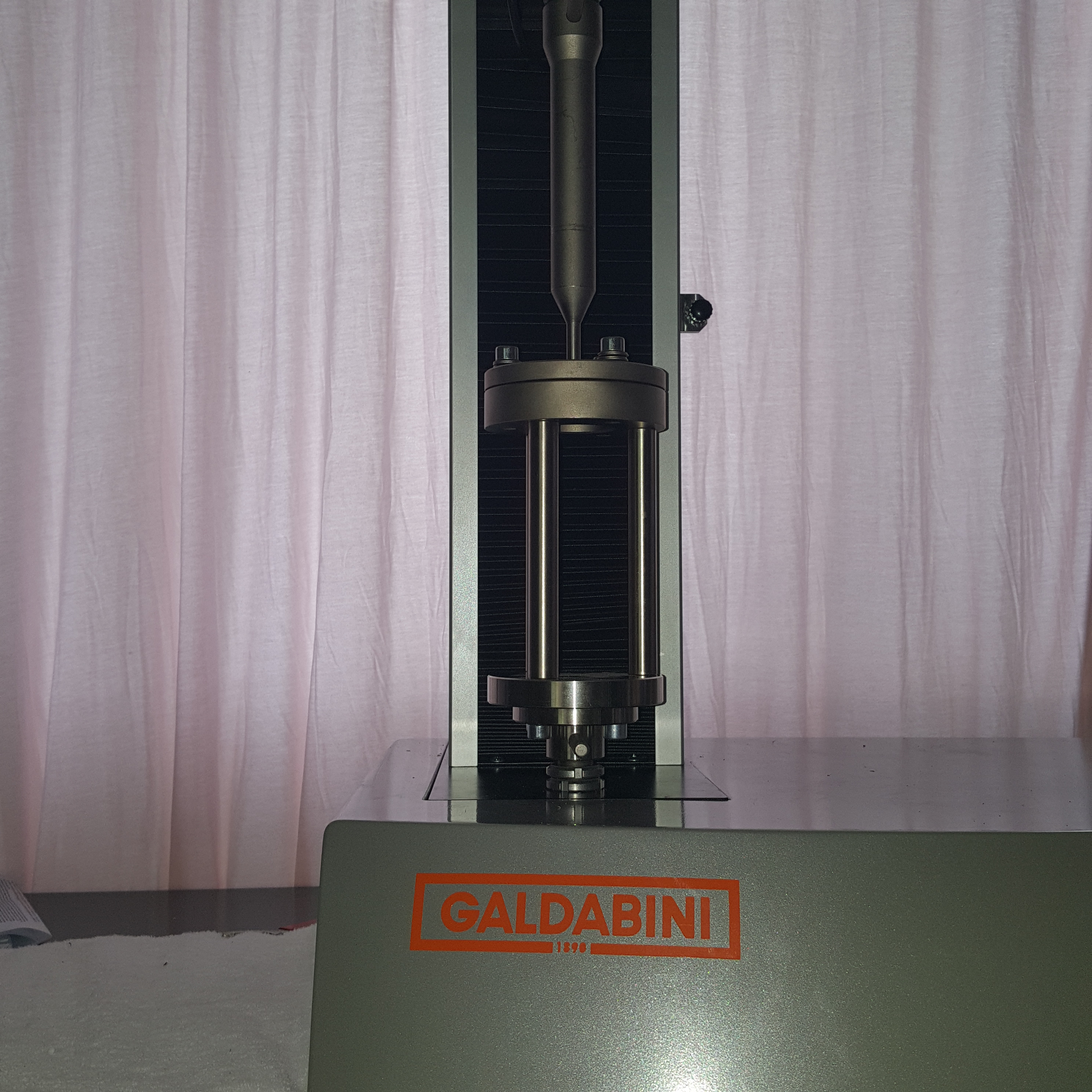 ASTM D4833 - Geomembrane Puncture Fixture