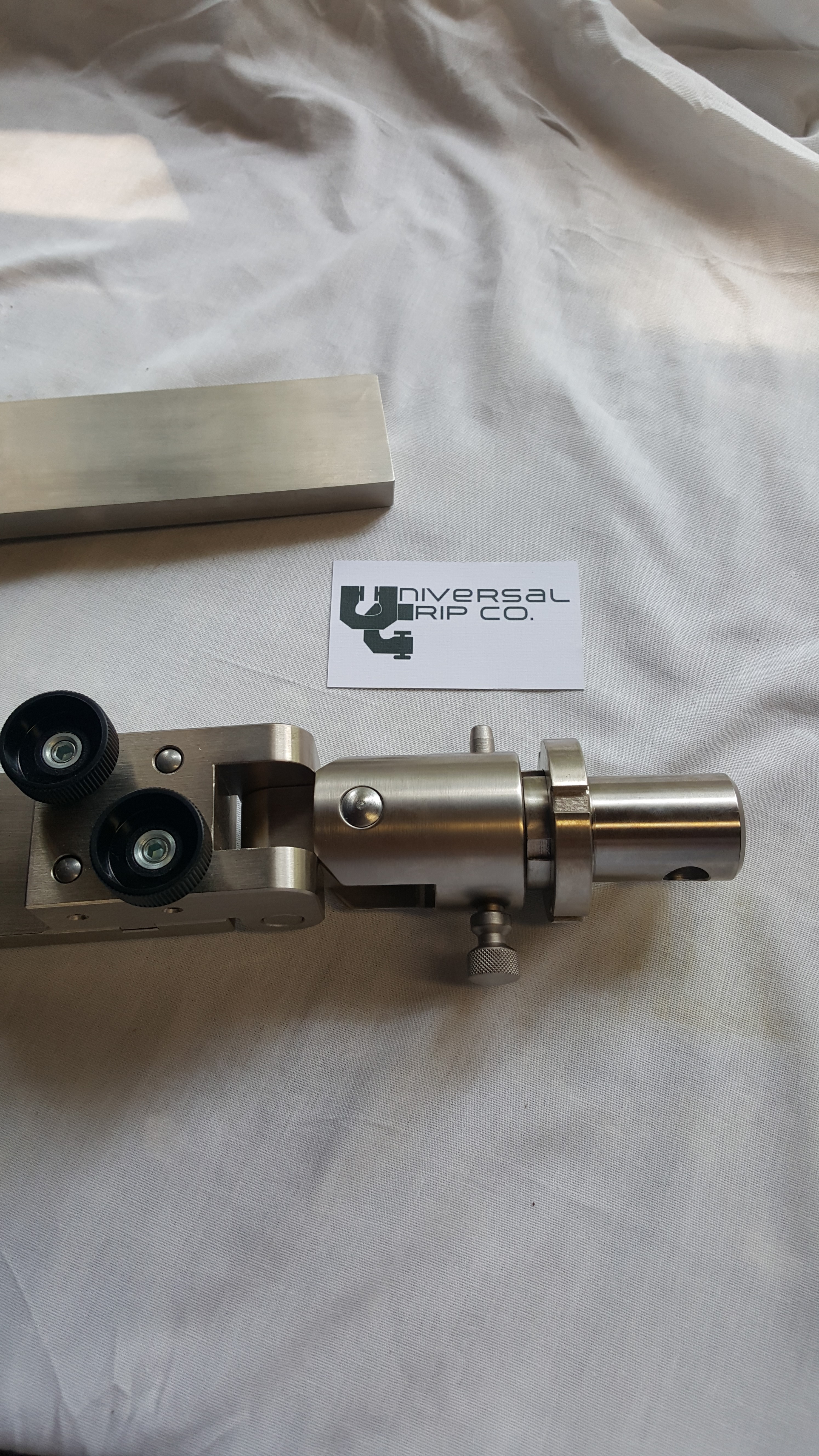 ASTM C273 - Sandwich Core Shear Fixture