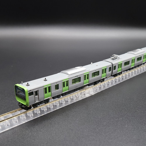 Kato 10-1468S - E235 Series (Yamanote Line) (4-Car Base Set) | J Scale
