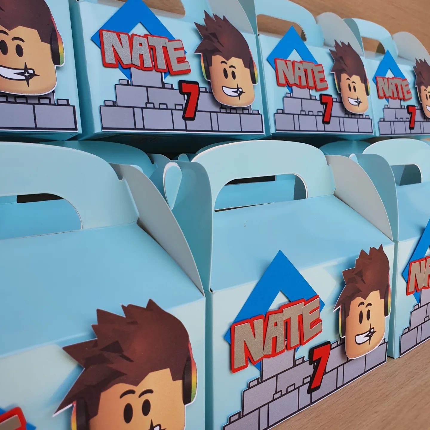 Roblox party box | Mg Bombonieres