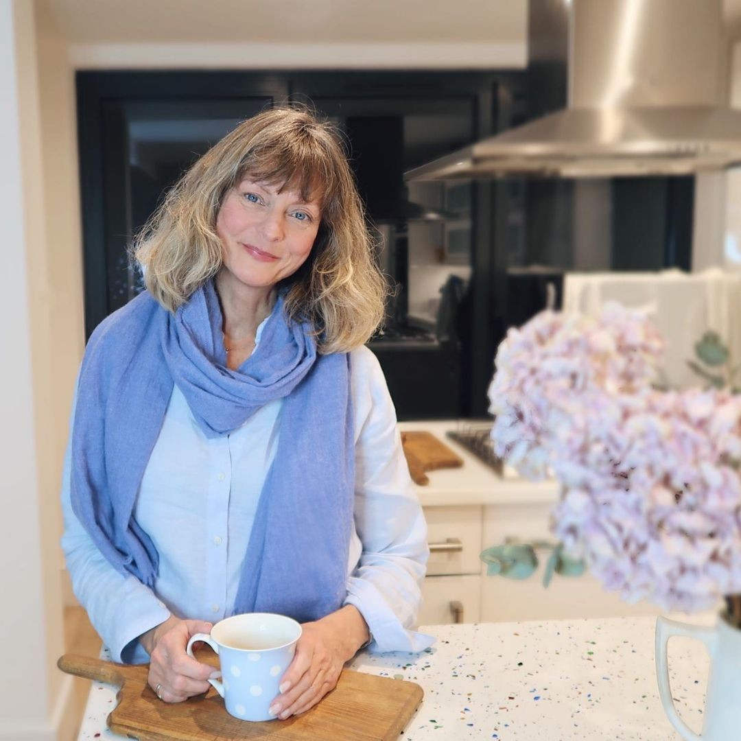 Relationships & Attachment | Farnham Counselling