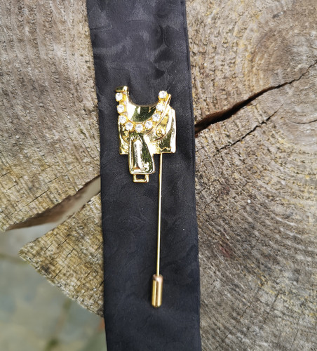 Western Saddle Lapel Pin / Brooch | country2western