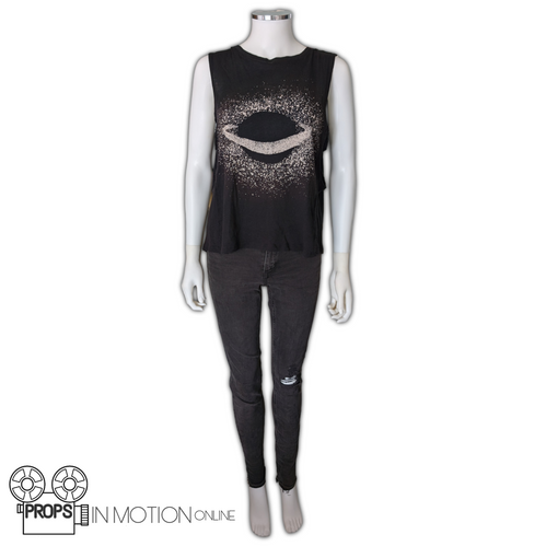 Slender Man (2018) Wren (Joey King) Costume (02210) | props in motion ...