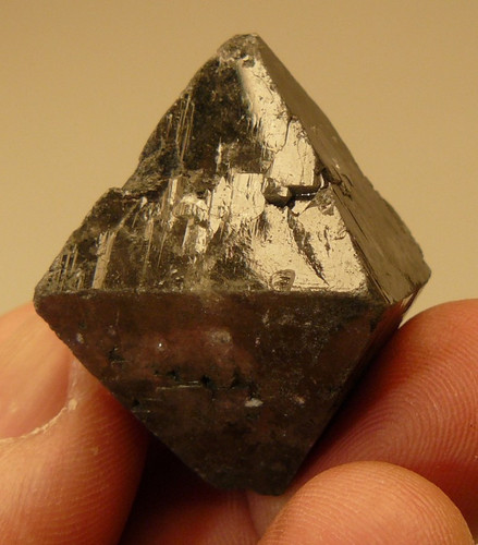 Scheelite | Geologic Desires