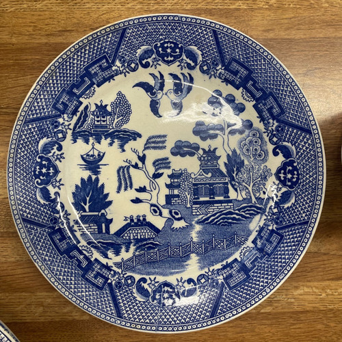 DM100 Japan Blue White Dinner Plate | Dothan Mercantile