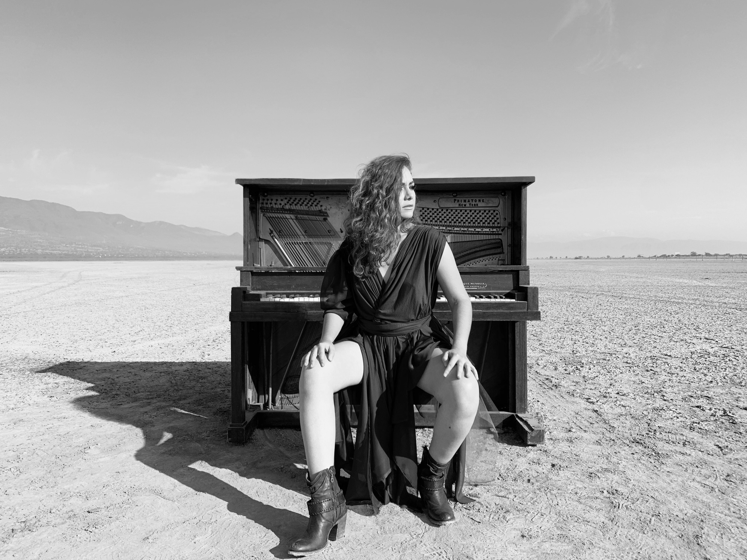 Biografia | Alma Andrade I Sitio Oficial