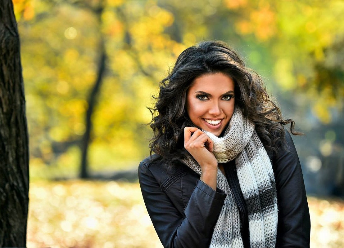 BOOK MODELING | Erica Larson Model | New York