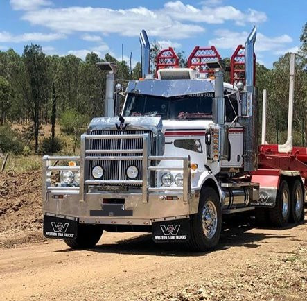 14" Drop Visor To Suit Western Star Constellation | Big Rig Bullbars