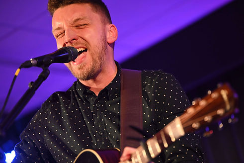 My Wedding Singer Services - Tom Ryder Weddings, Essex